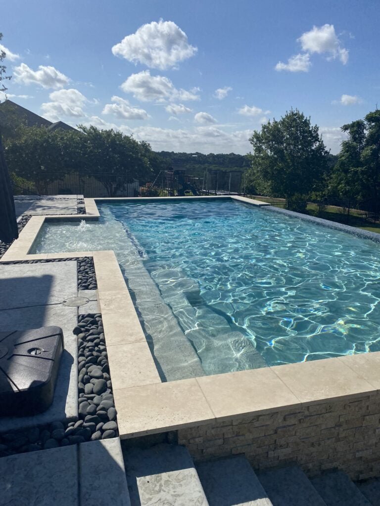 Custom Built Infinity Edge Pool in Belton TX – Aquanauts Custom Built ...