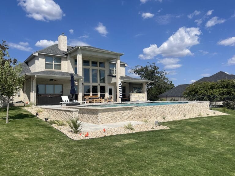 Custom Built Pool with faux infinity edge by Aquanauts – Aquanauts ...